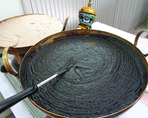 5 ร้านซาลาเปางาดำอิ่มอร่อยได้แคลเซียมดีต่อสุขภาพ - Ryoii