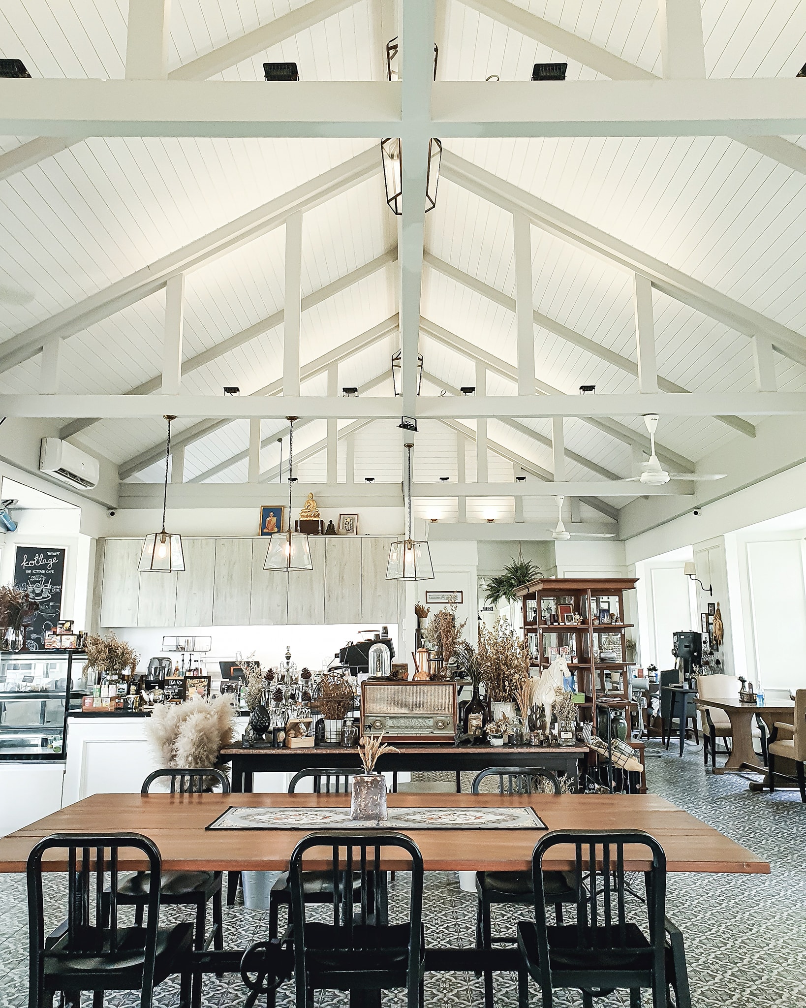 10 คาเฟ่บรรยากาศดี น่าเช็คอินในวันว่างๆ พิกัดปทุมธานี - Ryoii