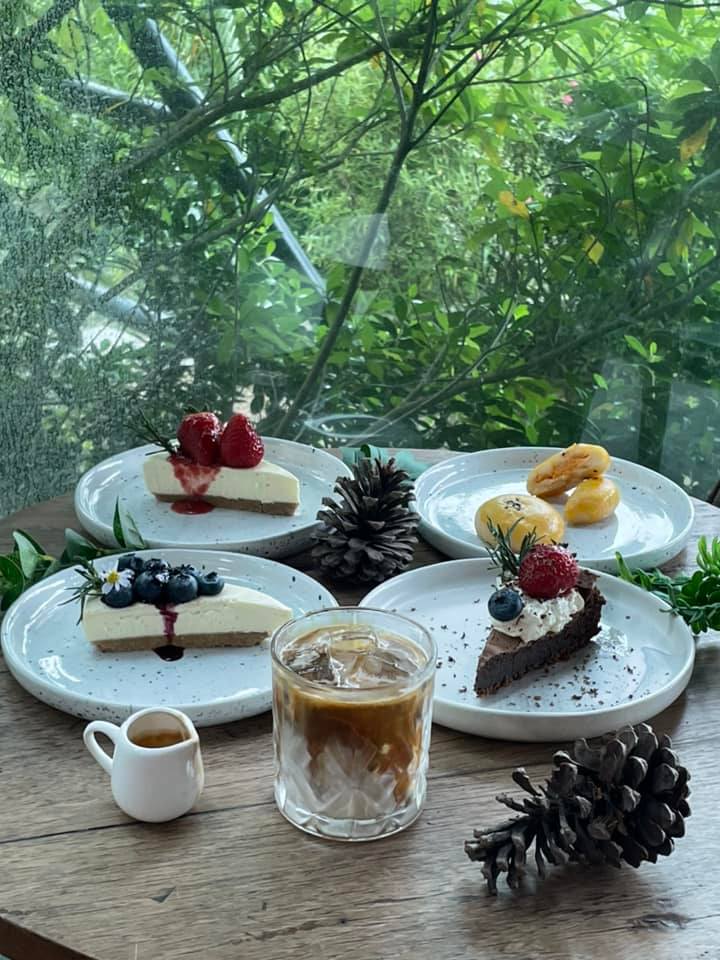 V coffee & eatery - v cafe[V coffee & eatery - v cafe] - Ryoii