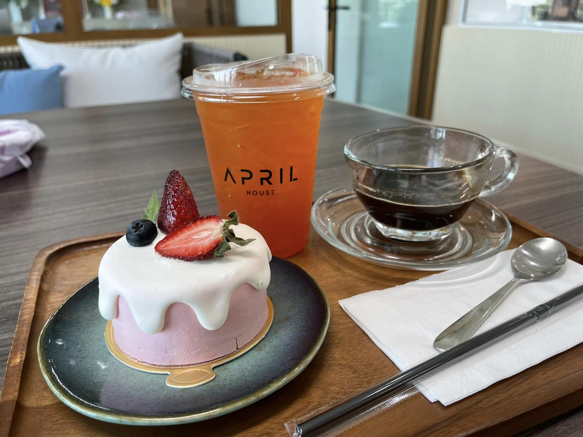 Aprilhouse café[Aprilhouse café] - Ryoii