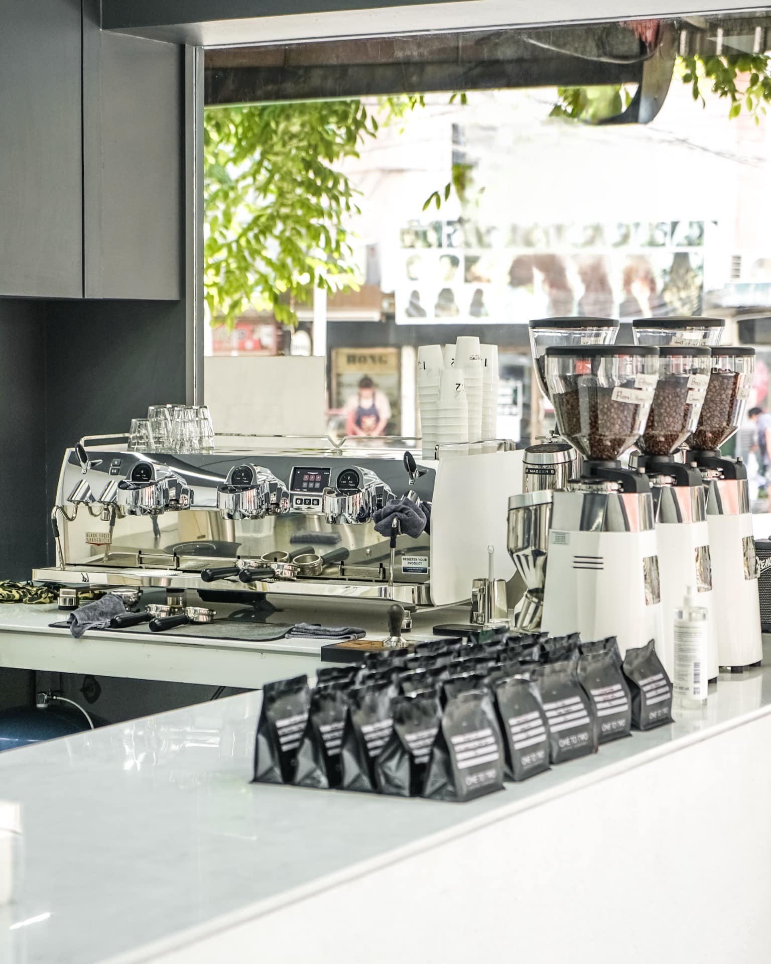 1:2 Coffee (สาขา เซนต์หลุยส์)[1:2 Coffee (สาขา เซนต์หลุยส์)] - Ryoii